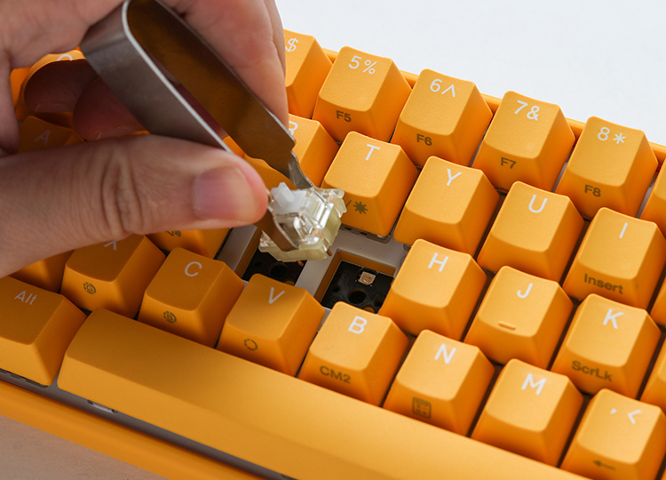 Ducky DKON2167ST-SUSPDYDYYYC1 | Ducky One 3 Yellow SF keyboard USB US ...